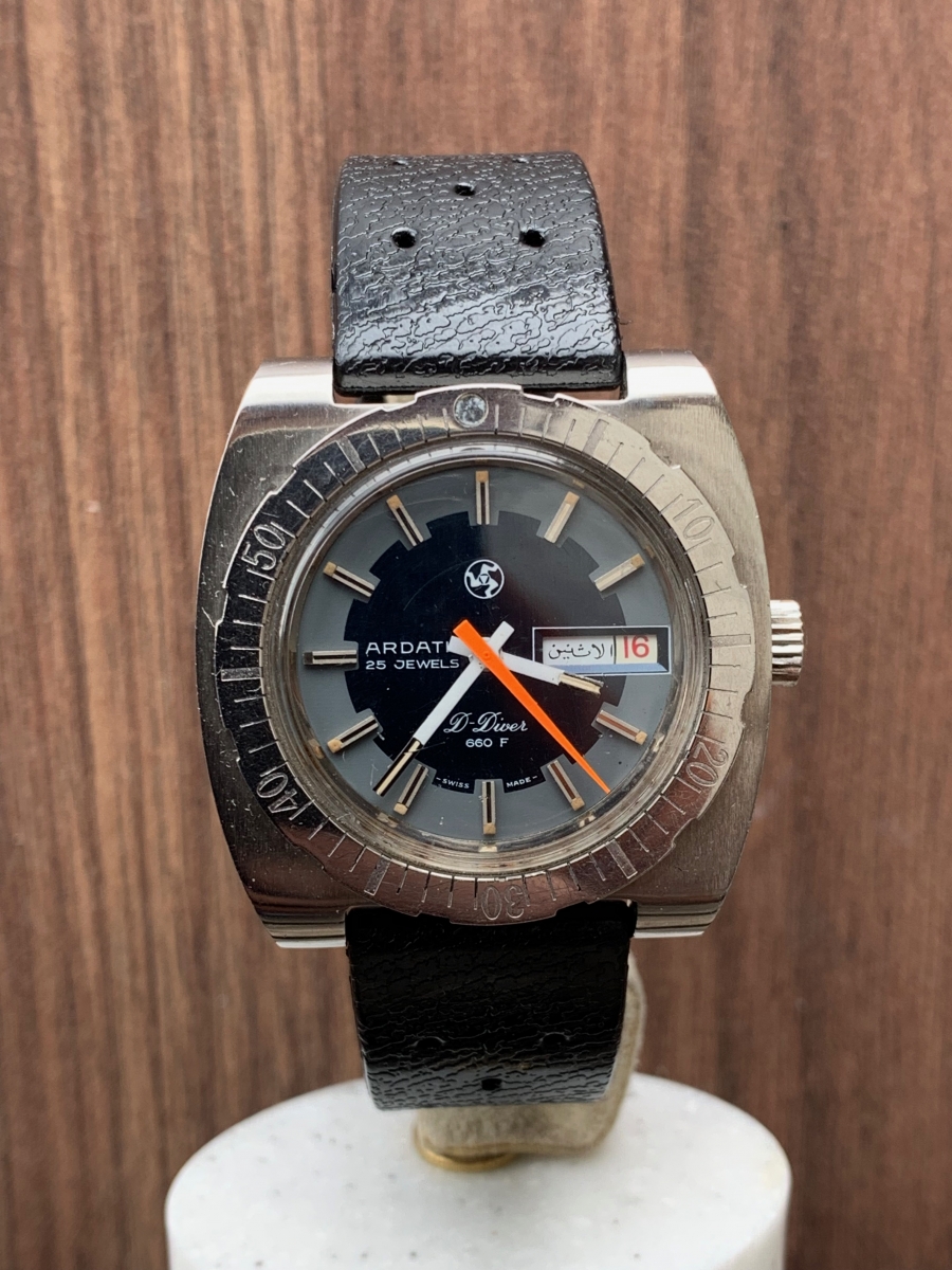 Ardath vintage 'skin diver' watch with arabic day function - VINTAGE ...