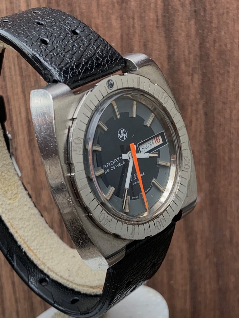 Ardath vintage 'skin diver' watch with arabic day function - VINTAGE ...