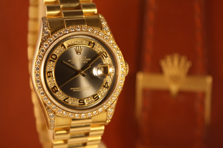 Rolex day-date 18388 factory diamonds L serial circa 1989
