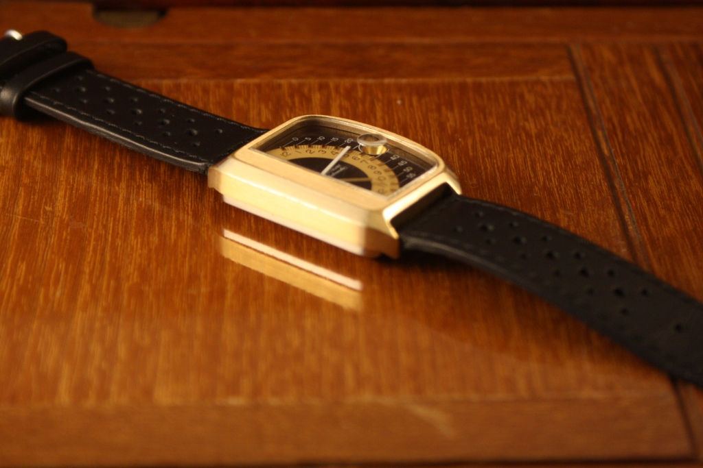 Wittnauer Futurama Double Retrograde 'Jump Hour' from the 1970;s