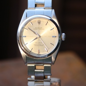 Rolex Tru Beat reference 6556 from the 1950's for sale - VINTAGE TIMES ...