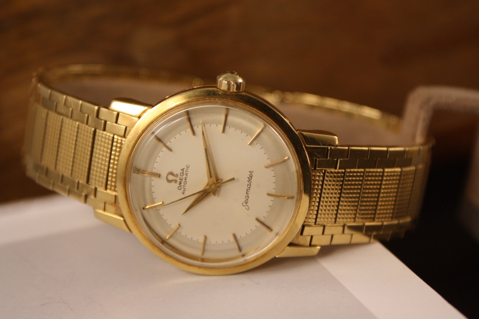 Rare Omega in yellow gold with integrated bracelet from the 1950's ...