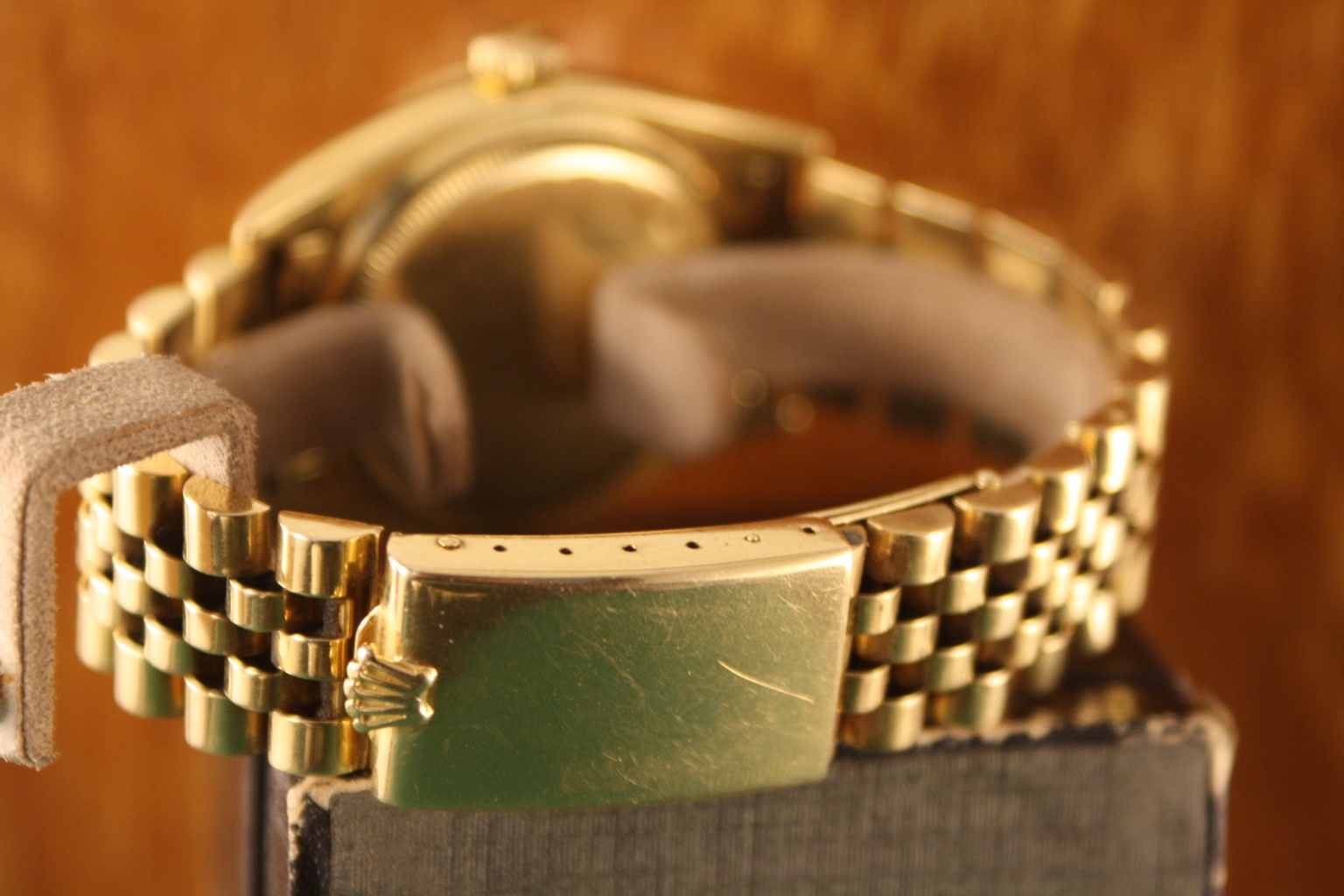 Rolex 6305 in Yellow Gold with a honeycomb dial in mint condition ...