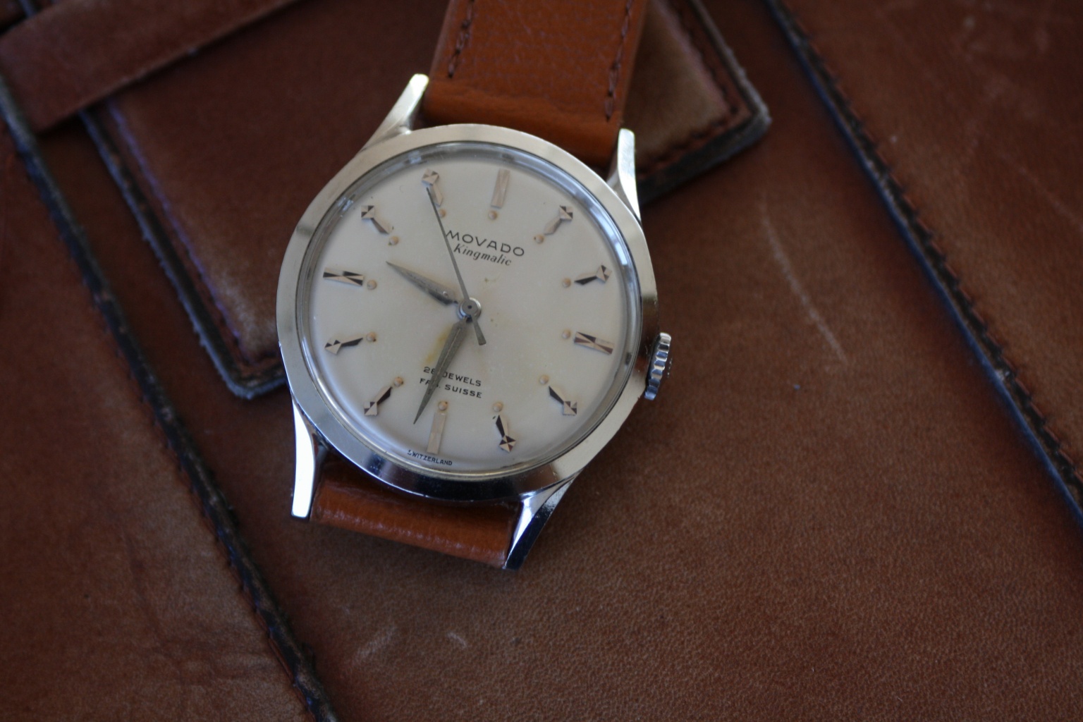 Movado 35mm Kingmatic FB case 1950's - VINTAGE TIMES AMSTERDAM