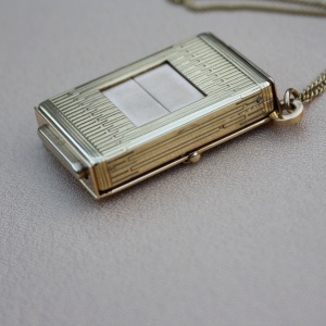 Cartier 'Guillotine / Shutter' Watch 18k Yellow gold Signed 'Cartier ...