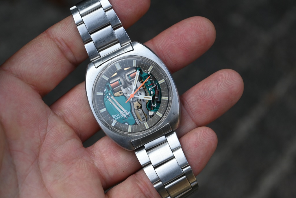 Bulova Accutron Spaceview N1 from 1971 in steel - VINTAGE TIMES AMSTERDAM